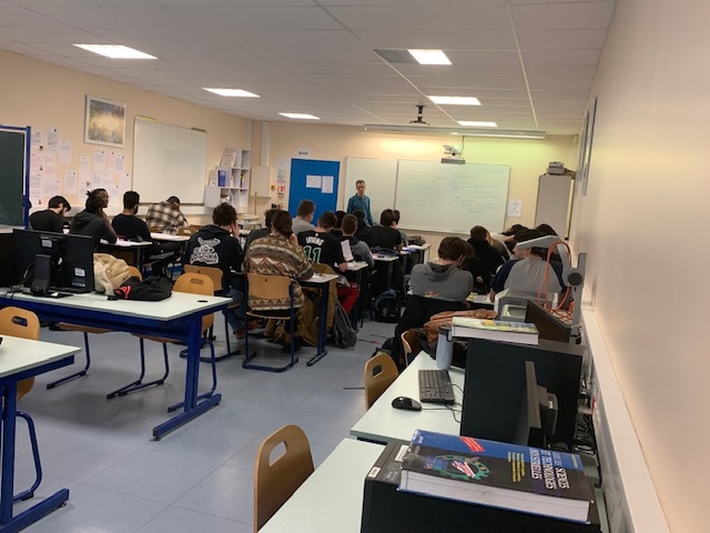 Physique, technologie et science de l'ingénieur -Lycée Pierre de Coubertin